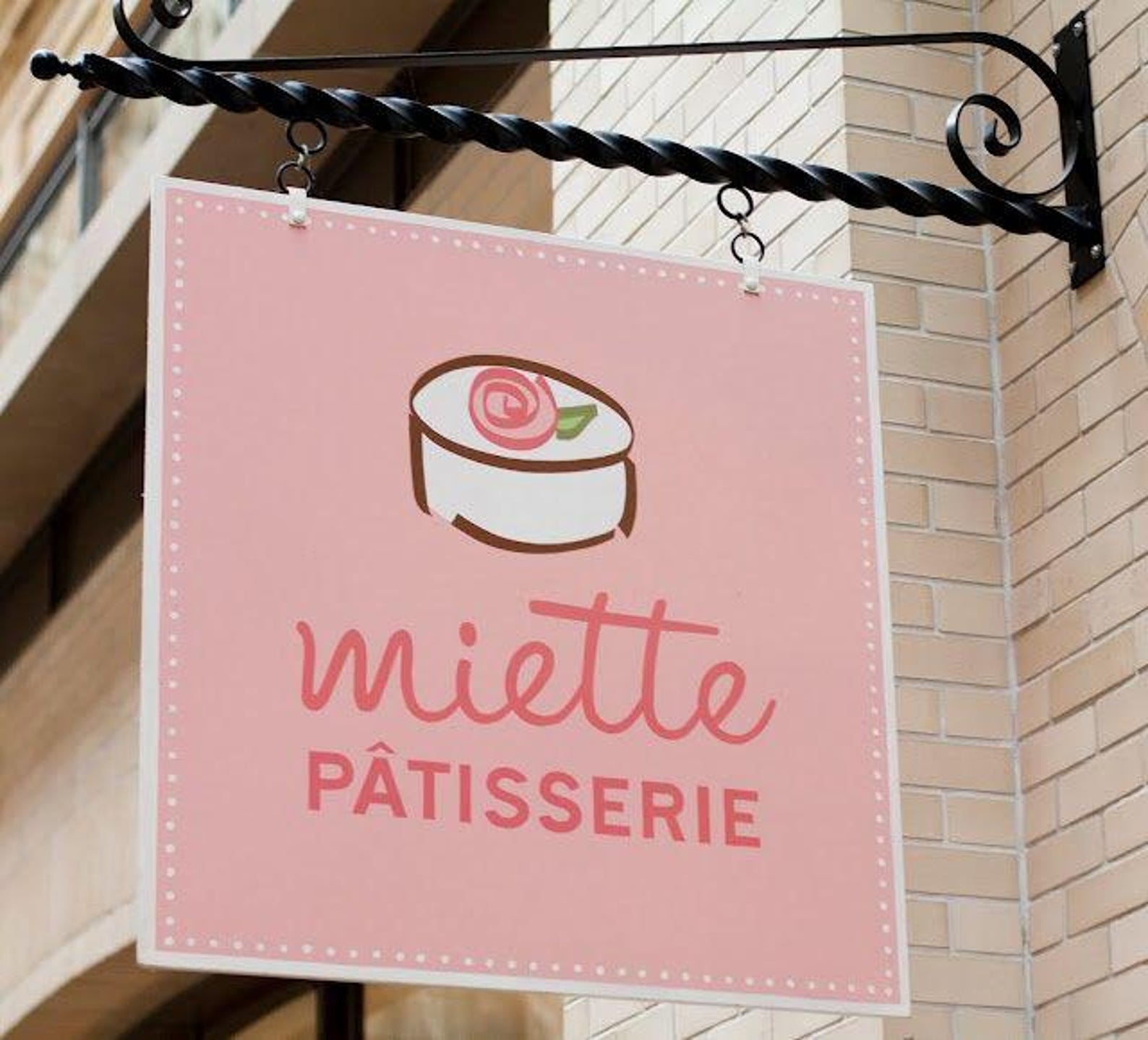 Outdoor 2D Blade Signage, Blade Sign Design, Custom 2D Blade Signs ...