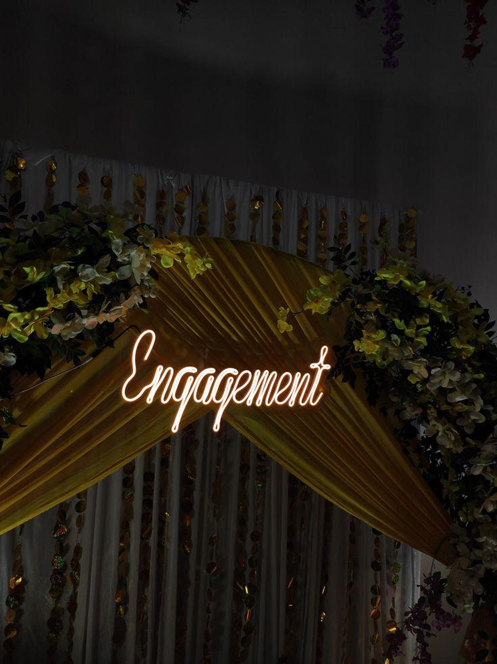 Wedding Custom Neon Lights, Name Wedding Backdrop, Couple Wall Decor ...