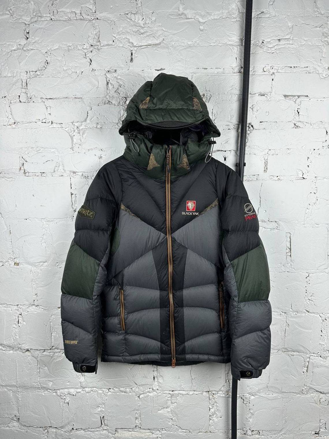Black Yak Extreme Peak Mens Green Gray Down Jacket Size S - Etsy