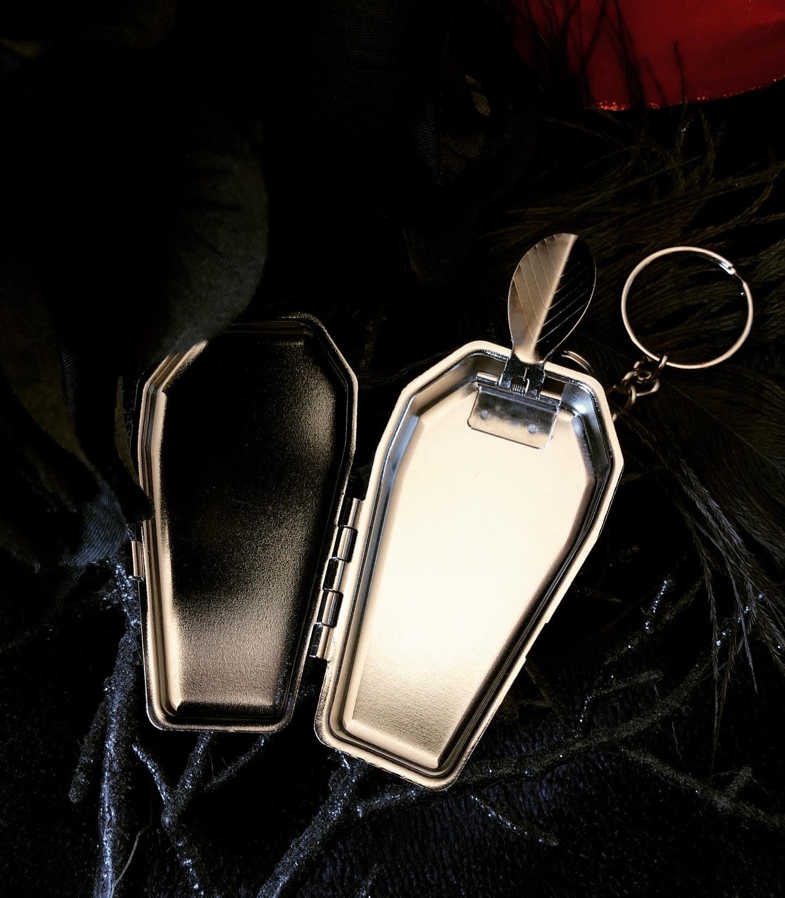 Coffin Keychain Portable Ashtray Goth Coffin Tinplate - Etsy