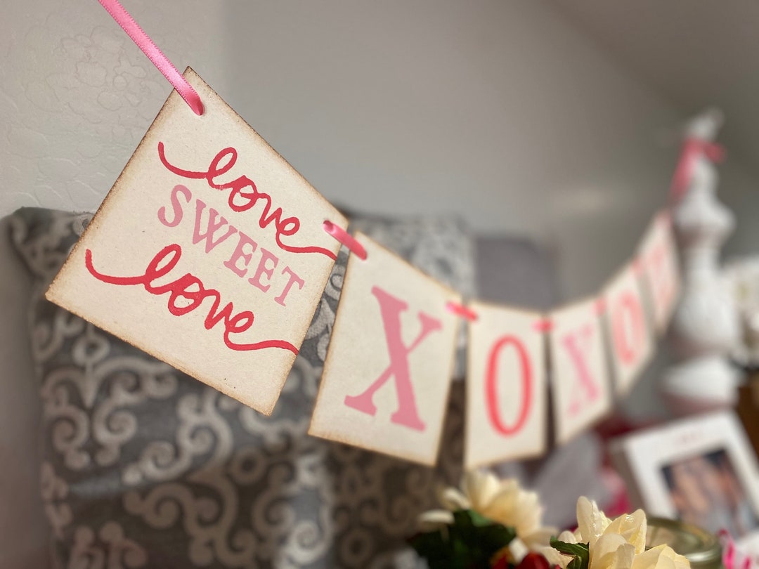 XOXO Valentine's Day Banner, Garland Decoration - Etsy