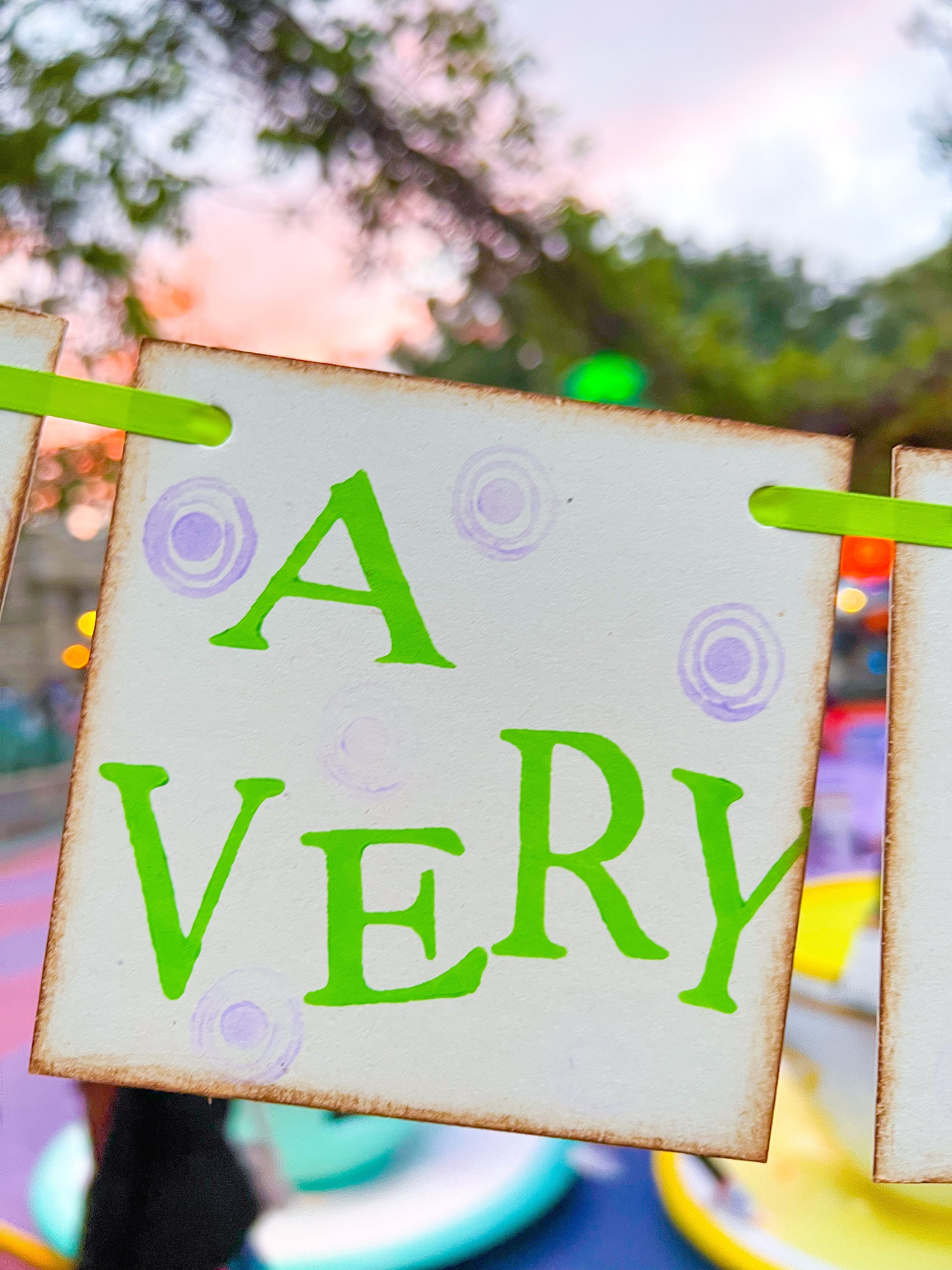 A Very Merry Unbirthday to You! Banner Garland Alice in Wonderland ...