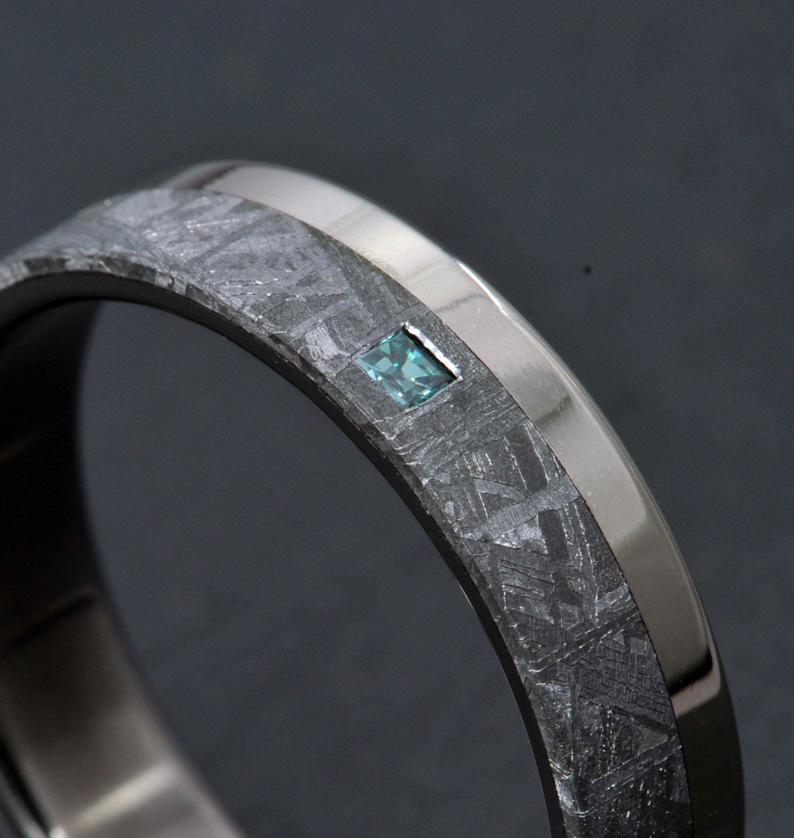 Titanium Meteorite and White Gold Wedding Ring Engagement - Etsy