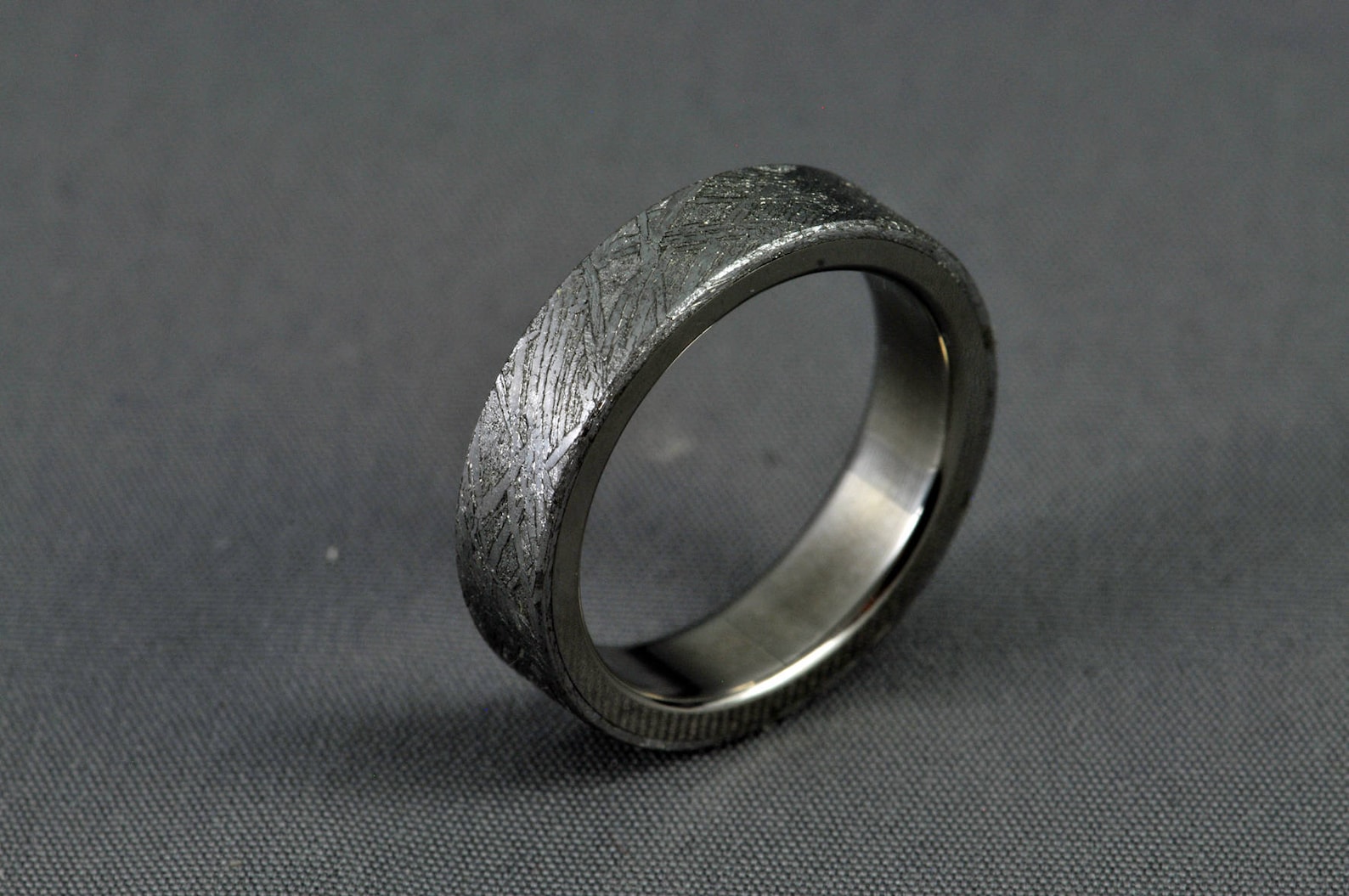 Meteorite Titanium Wedding Ring Engagement Ring Gibeon - Etsy UK