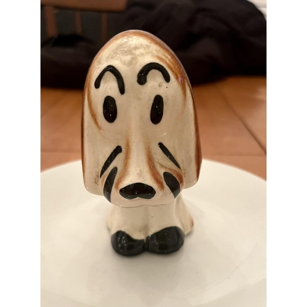 Vintage Brown and White Dog Begging Figure - Etsy