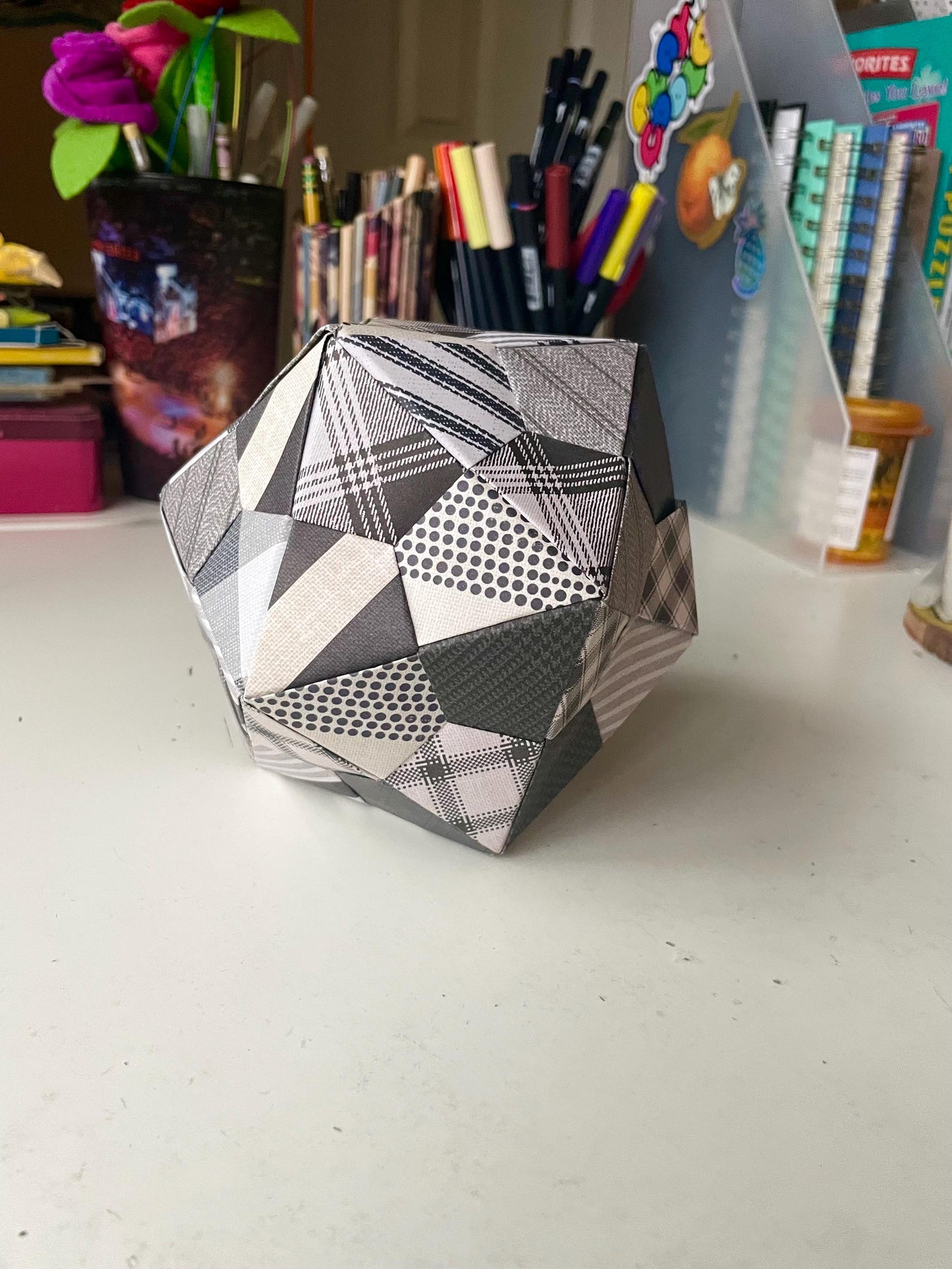 Origami Icosahedron D20 Decoration - Etsy