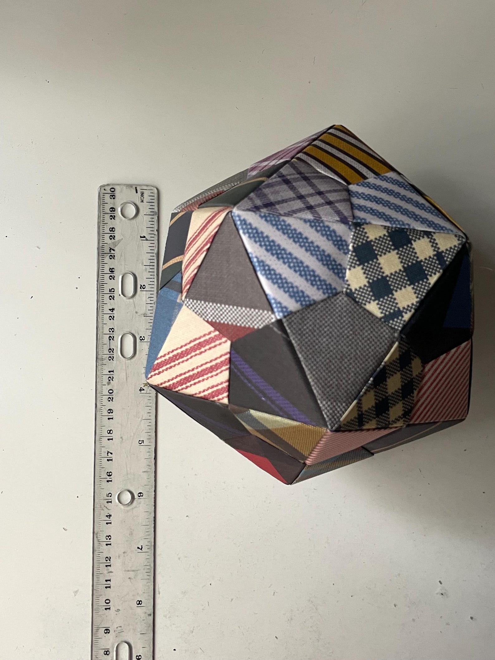 Origami Icosahedron D20 Decoration - Etsy