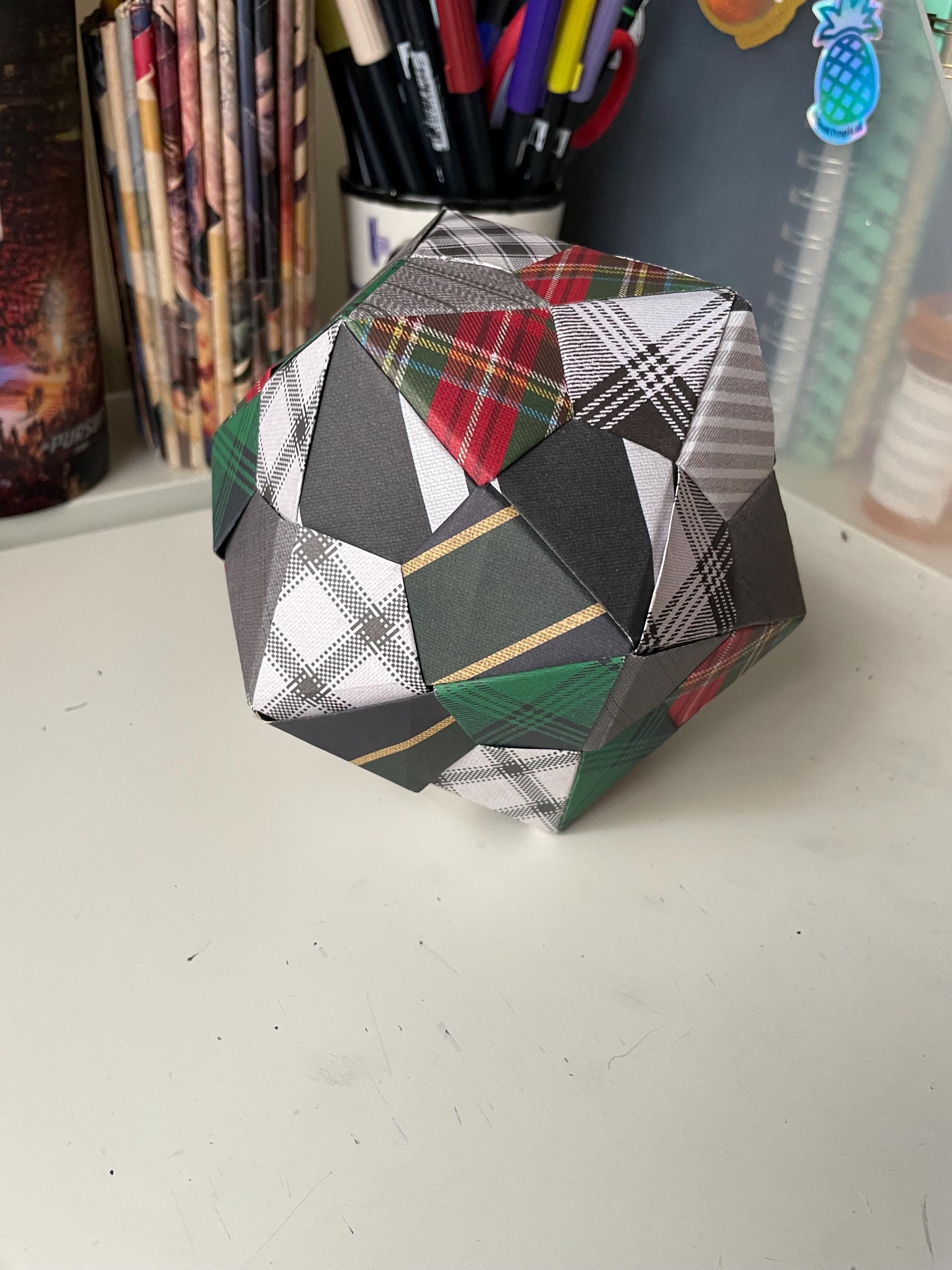 Origami Icosahedron D20 Decoration - Etsy