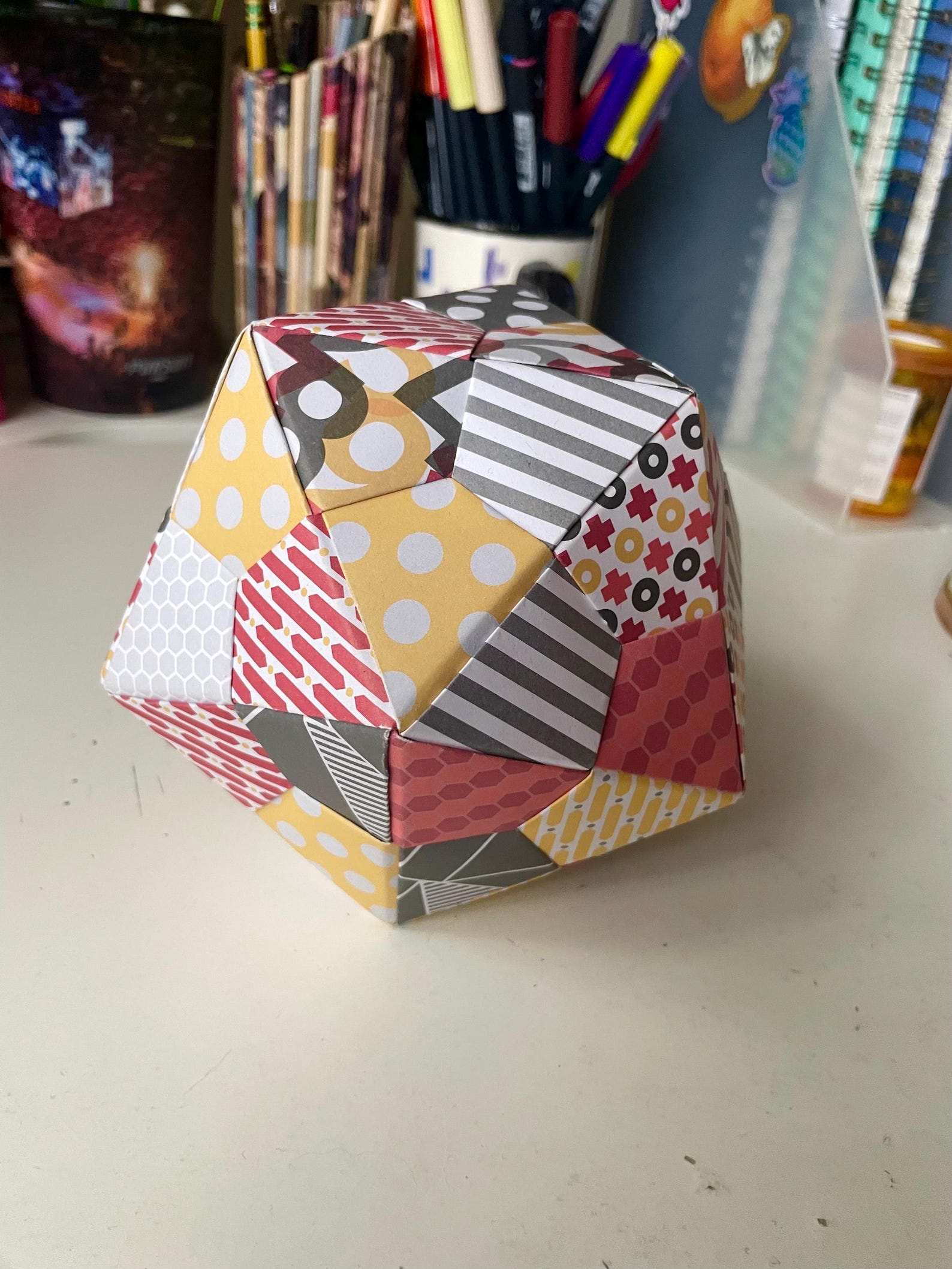 Origami Icosahedron D20 Decoration - Etsy