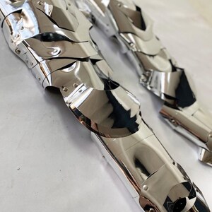 Men's Robot Arm Armor – Silver Cyborg Sleeves, Futuristic Chrome ...