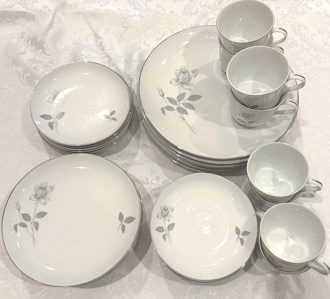 Vintage China Queens Royal-5 Piece Place Setting for 8 - Etsy