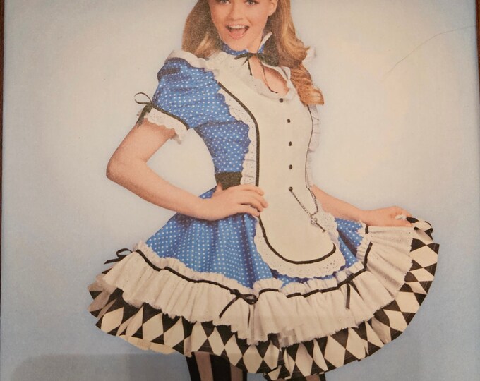 Simplicity 8234 Misses Disney's Alice in Wonderland Costume Dress ...