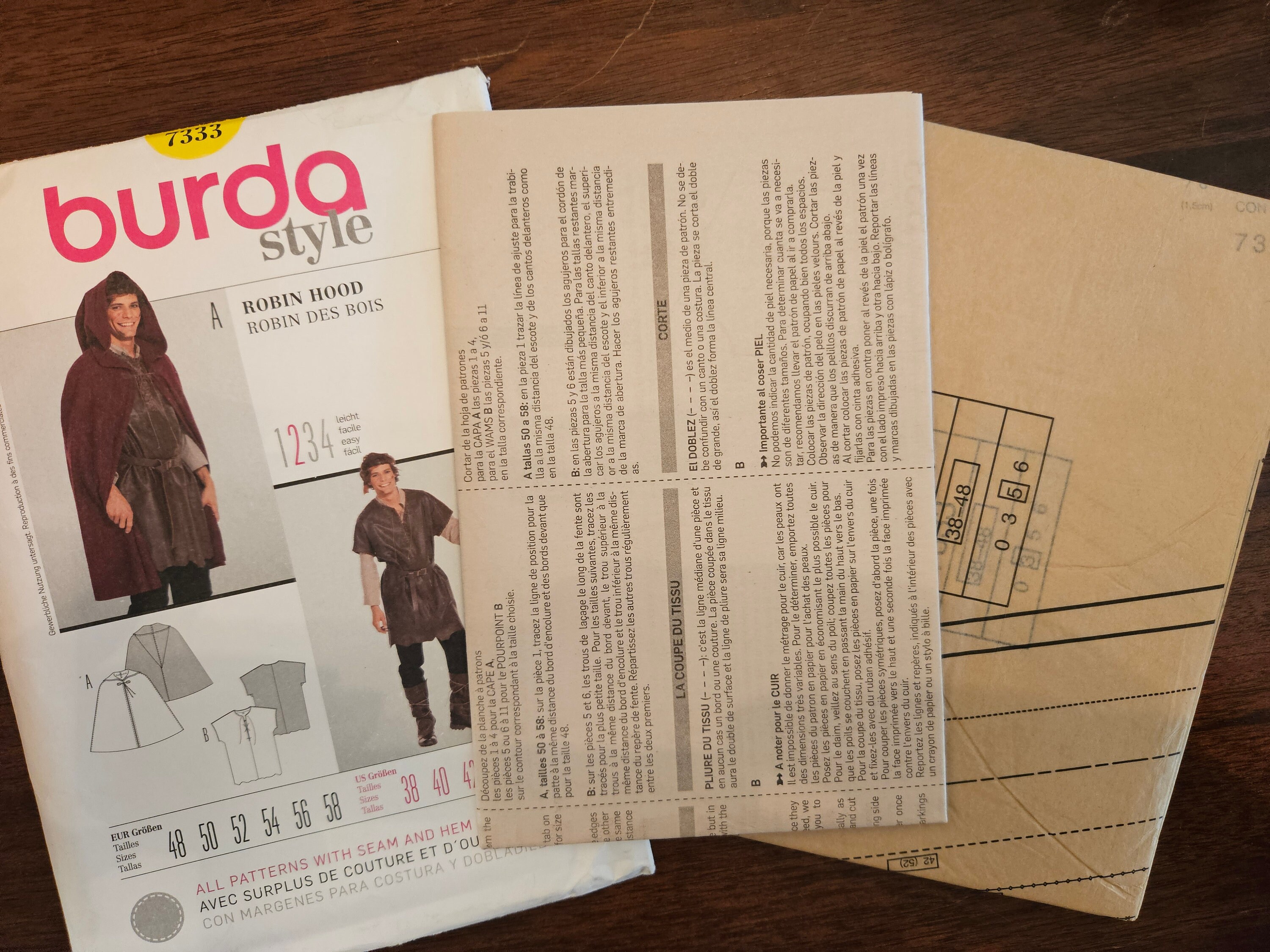 Burda 2768 Mens Robin Hood Costume/cosplay Cape With Hood and Tunic ...