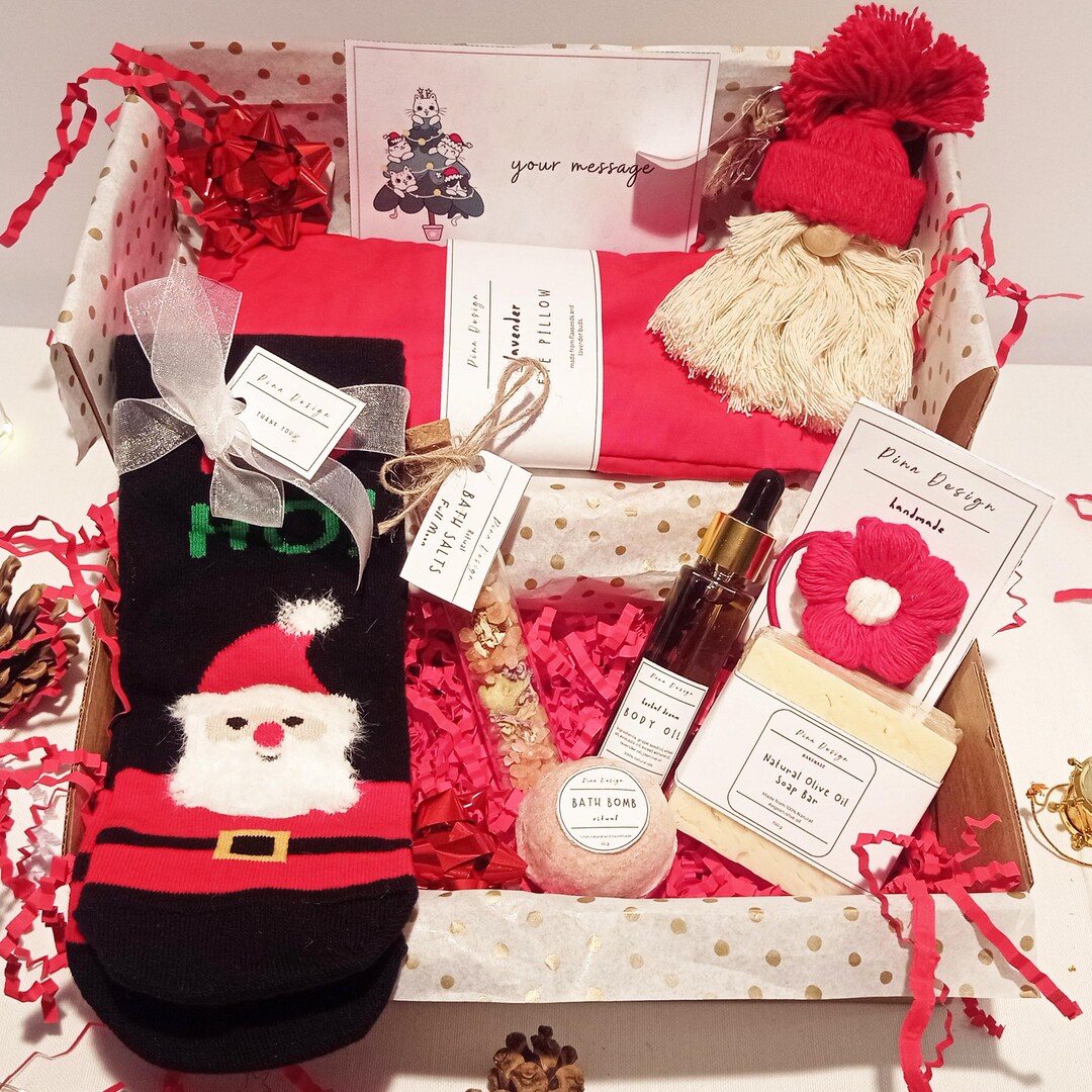 Santa Claus Christmas Spa Gift for Her Relaxing Winter Care Holiday ...