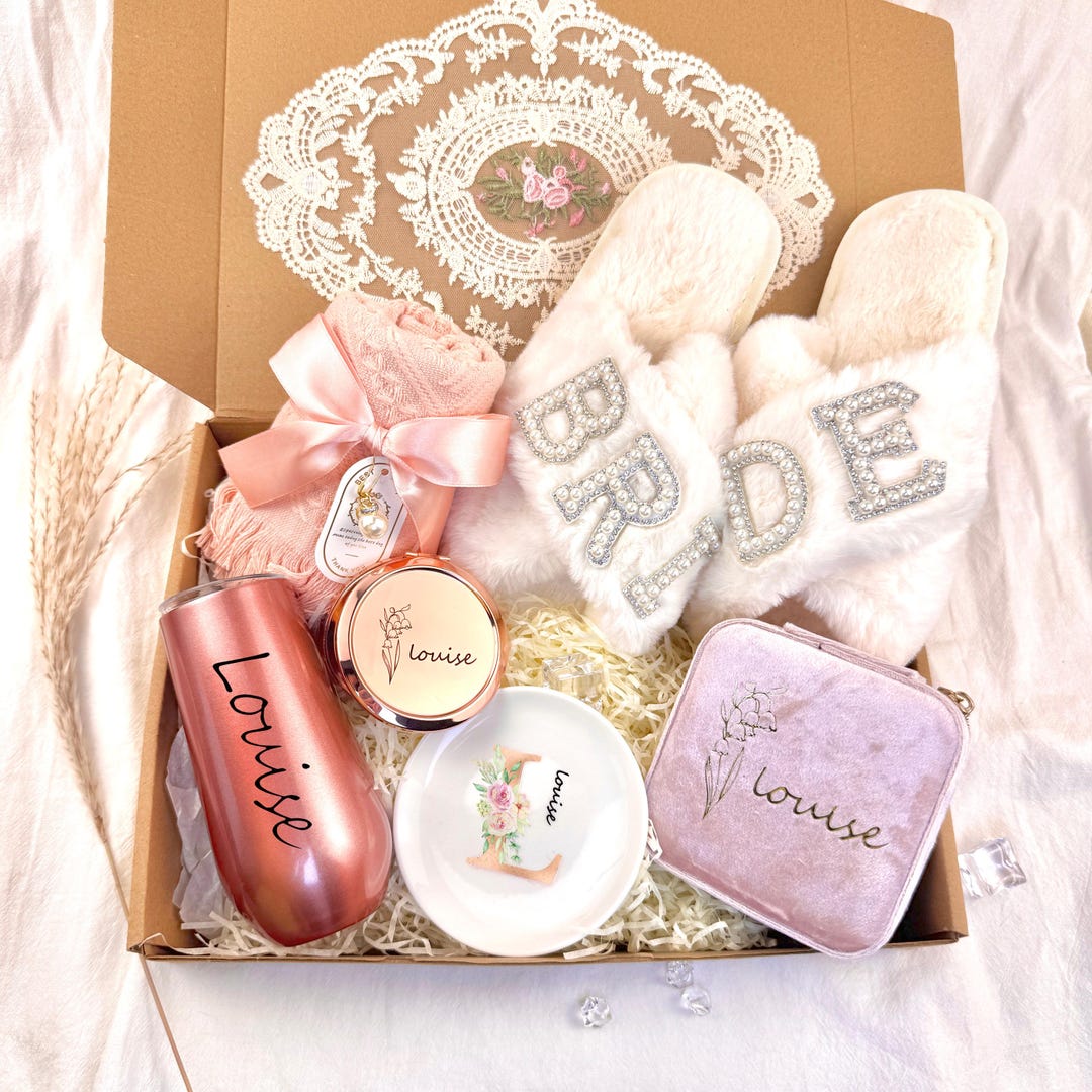 Bride Gift Box, Personalised Proposal Gift Box Wedding Gift, Future Mrs ...