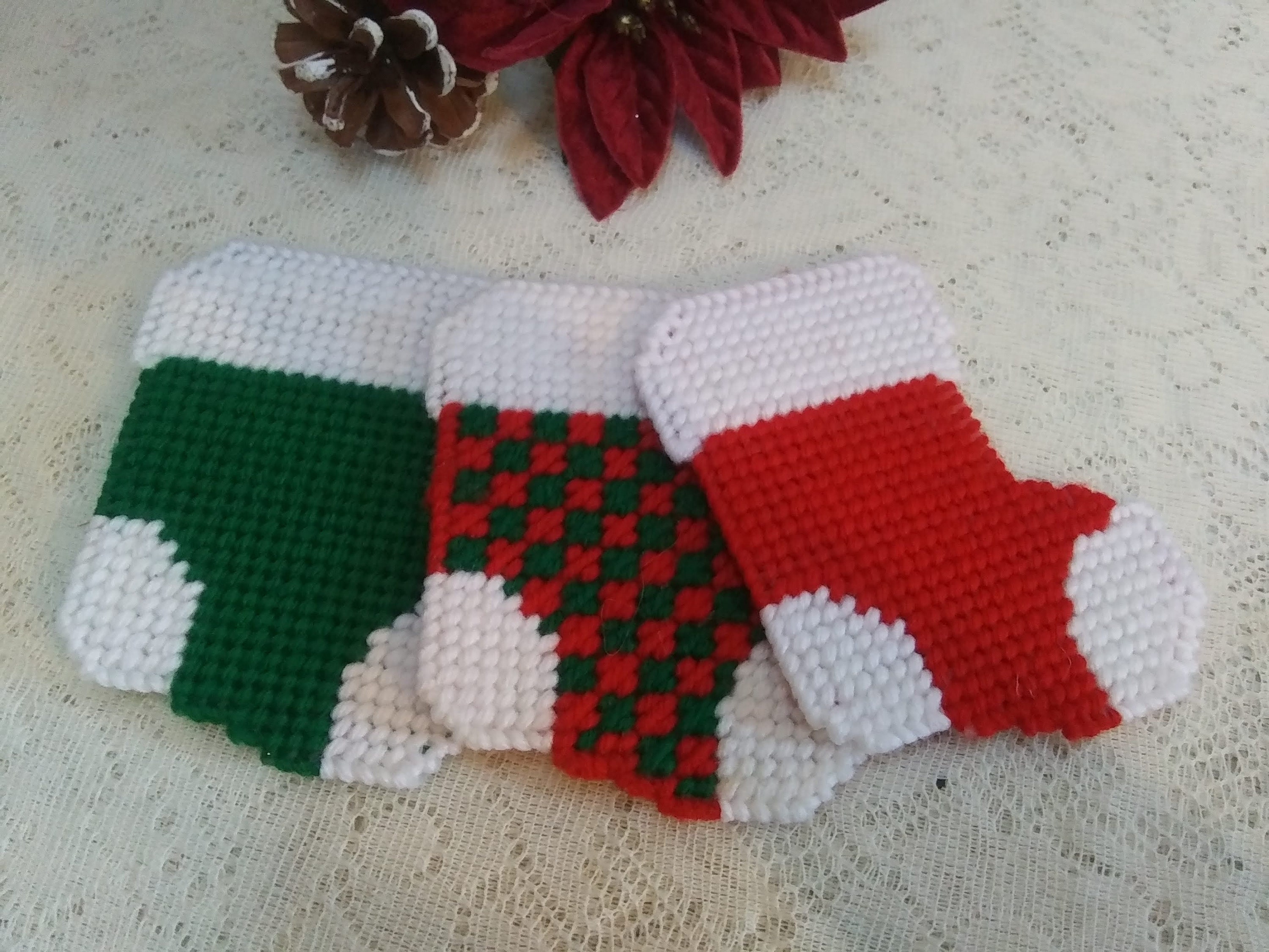 Red Green and White Christmas Holiday Plastic Canvas Refrigerator ...