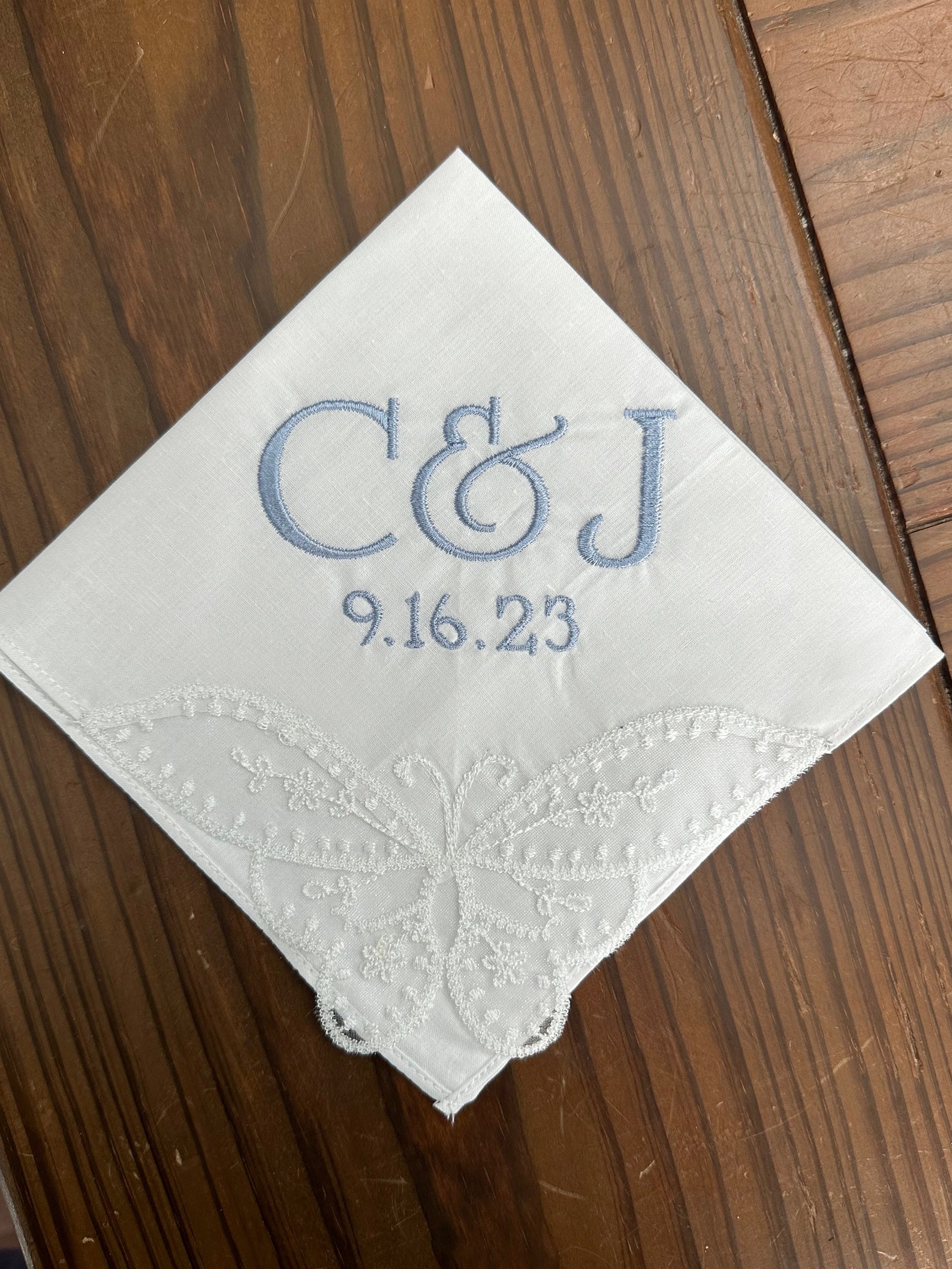 Custom Monogrammed and Personalized Hankerchiefs - Wedding Hankie - Etsy