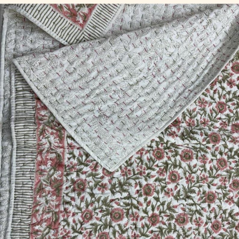 Pink Floral Quilt Block Print Bedding Farmhouse Decor Bedroom ...