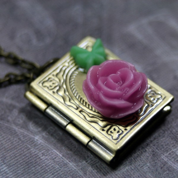 Secret Garden Locket - Etsy