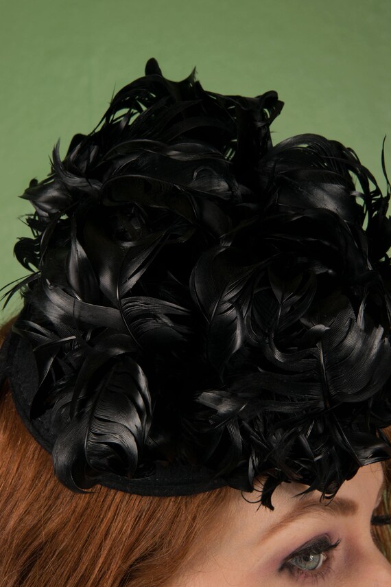 1940s Hat - Bold Vintage 40s Statement Tilt Hat in Gl… - Gem