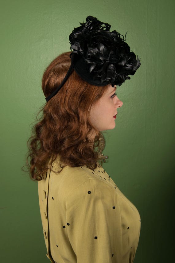 1940s Hat - Bold Vintage 40s Statement Tilt Hat in Gl… - Gem