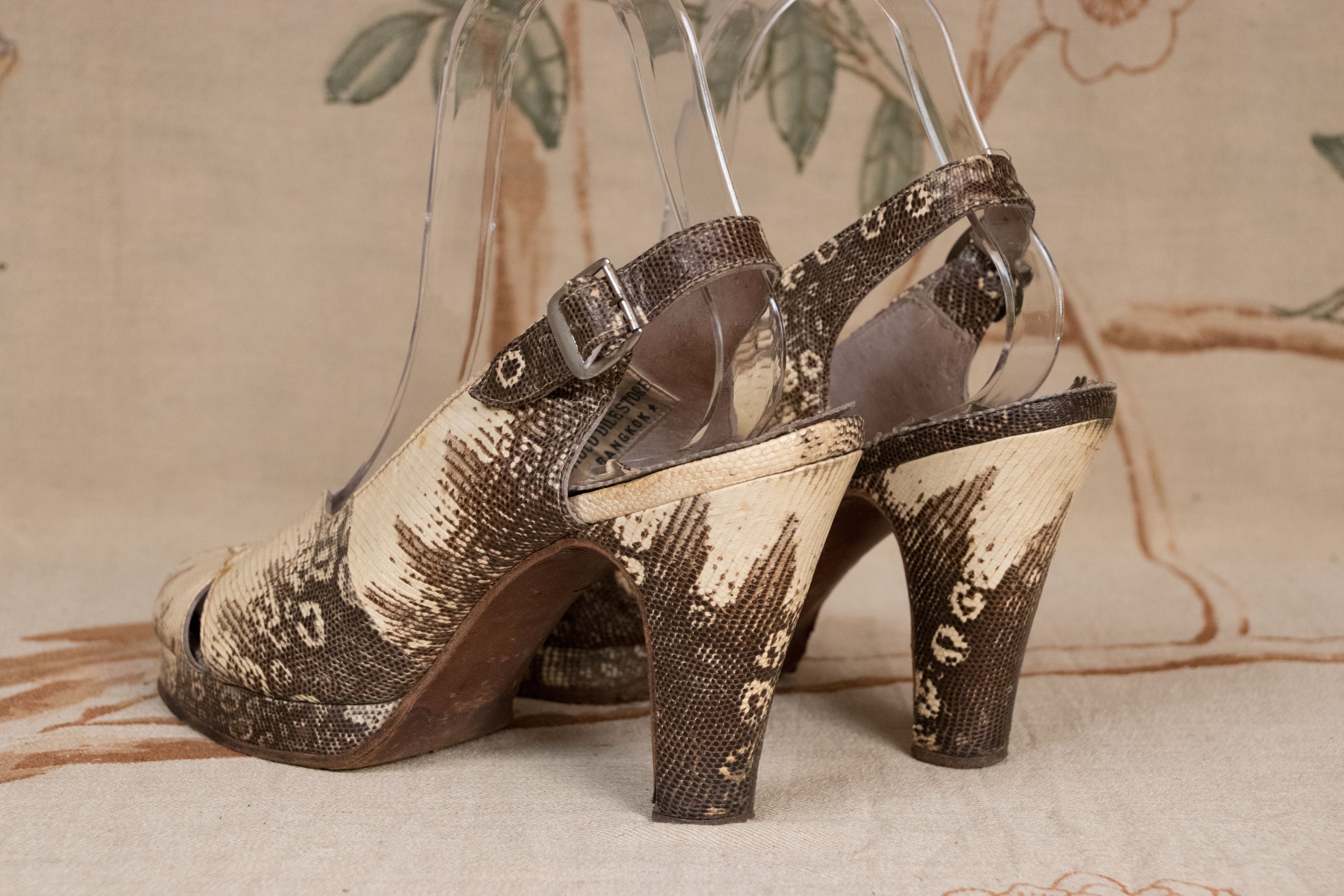1940s Shoes - Size 7.5 - Rare Vintage 40s Monitor Lizard Platform Heels ...