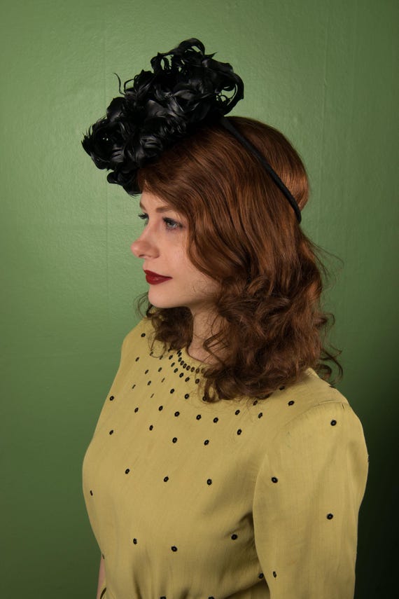 1940s Hat - Bold Vintage 40s Statement Tilt Hat in Gl… - Gem