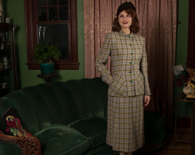 1940s Suit - Sporty Wool Tweed Early 50s Plaid Suit in Green Autumnal ...