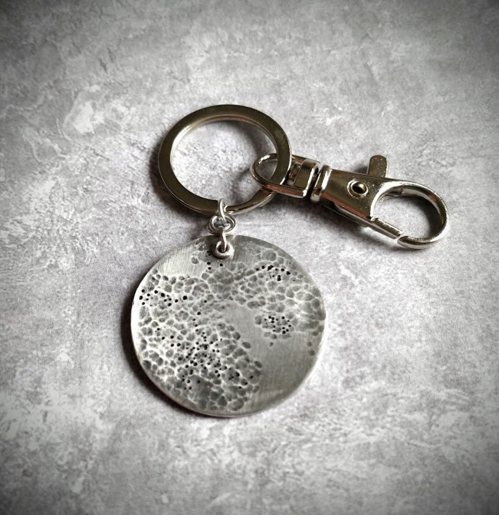 Full Moon Keychain Hammered Aluminium Oxidized Patina - Etsy