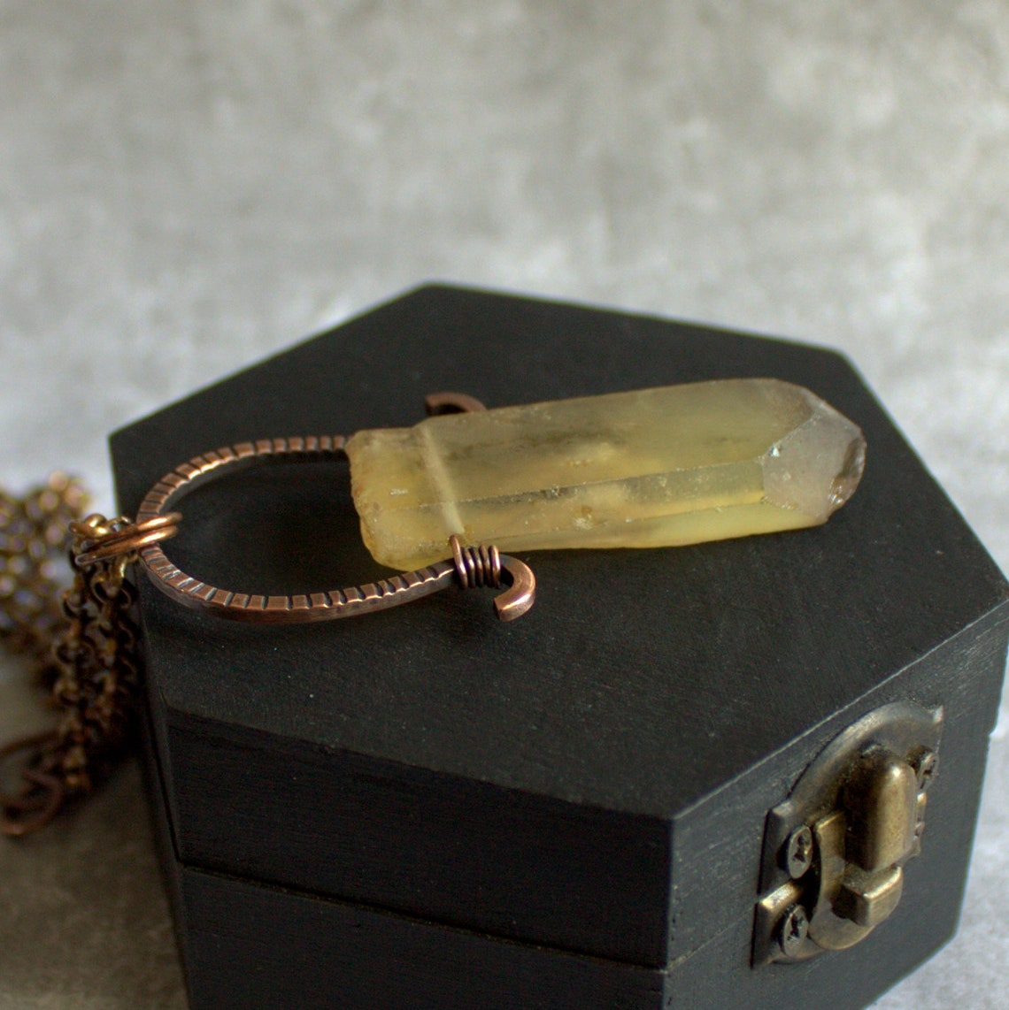Crystal Necklace Pale Yellow Whiskey Quartz Point Pendulum - Etsy