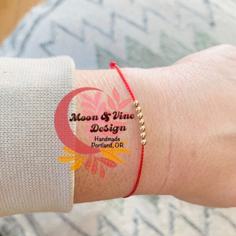 Red String - Etsy