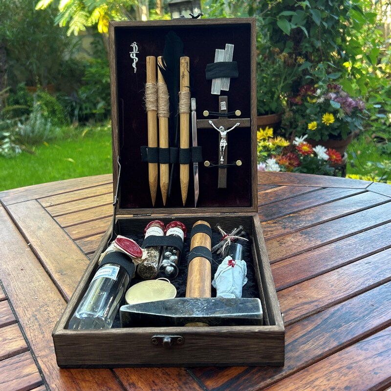 Vampire Hunting Kit - Etsy
