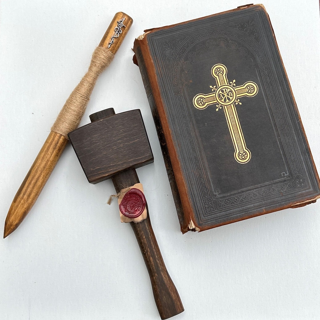 Vampire Slayer Hunter - Vampire Killing Set - Vampire Stake, Wooden ...