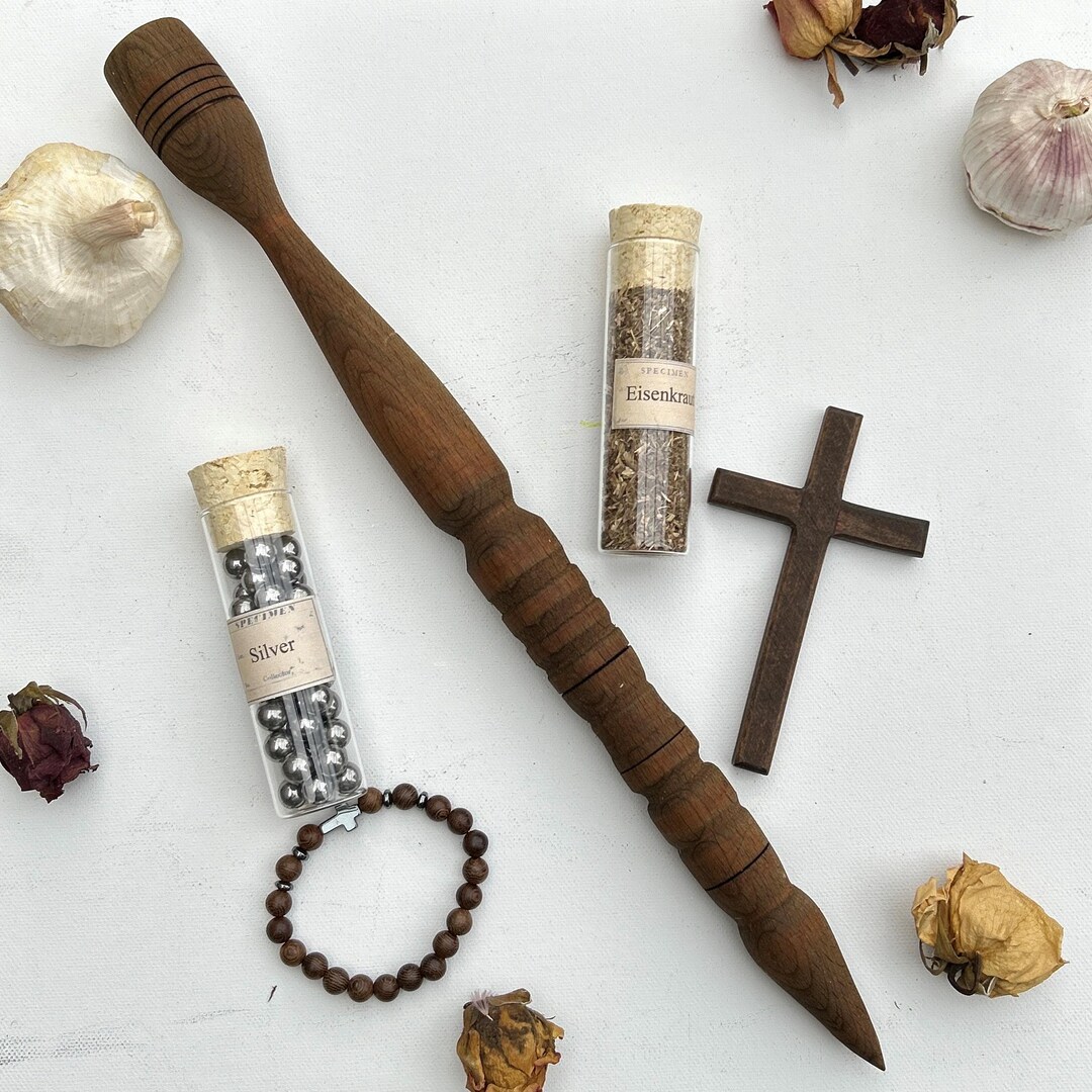 Vampire Killing Set 40 Cm Vampire Stake, Verbena, Silver Bullets ...