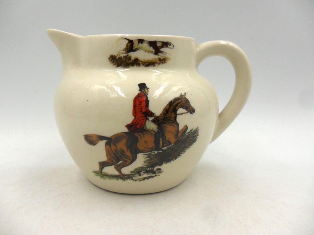 A Small Dutch Jug in Hunting Design by Heron Cross Pottery - Etsy