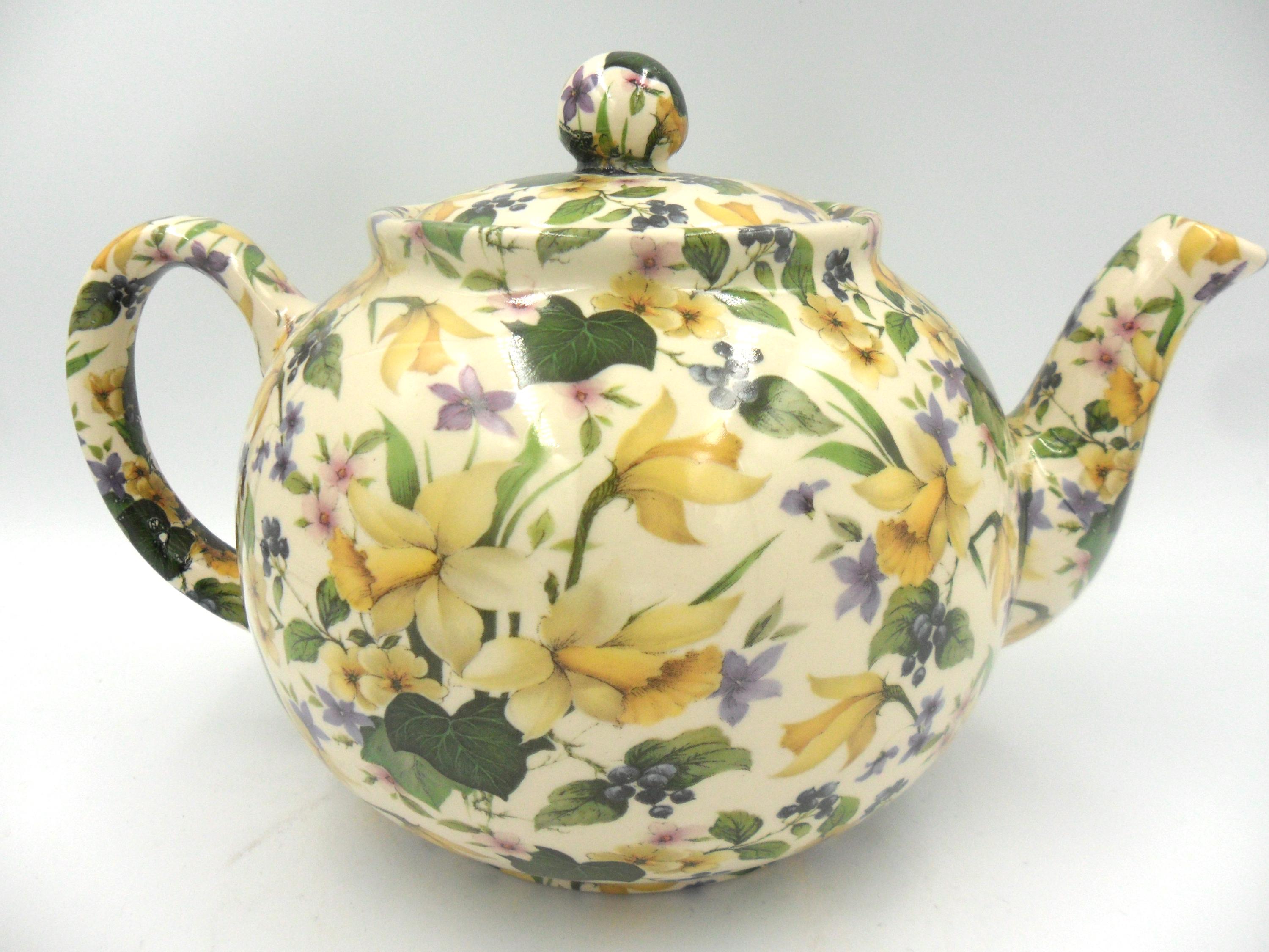 6 Cup Teapot in Spring Daffodil Design - Etsy