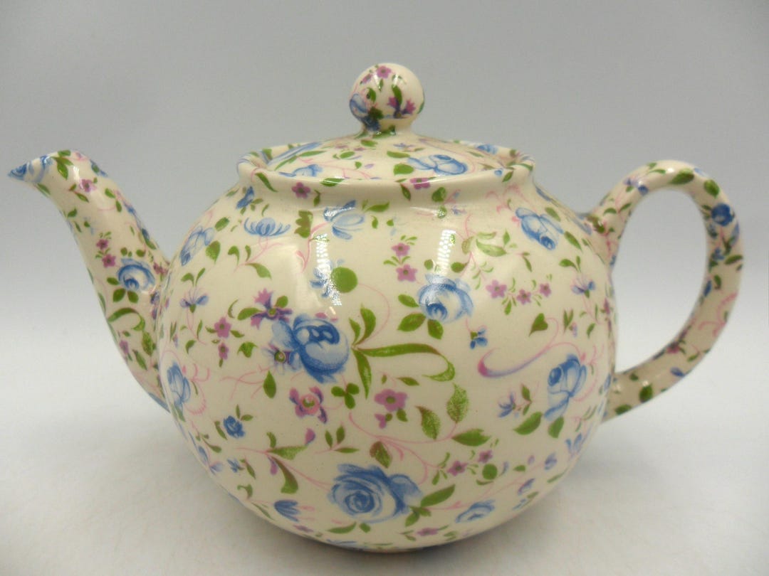 2 Cup Teapot in Blue Lowestoft Design by Heron Cross Pottery - Etsy