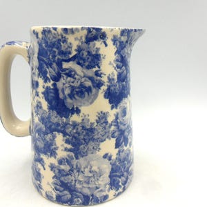 Half Pint Jug in Blue Laura Design by Heron Cross Pottery - Etsy