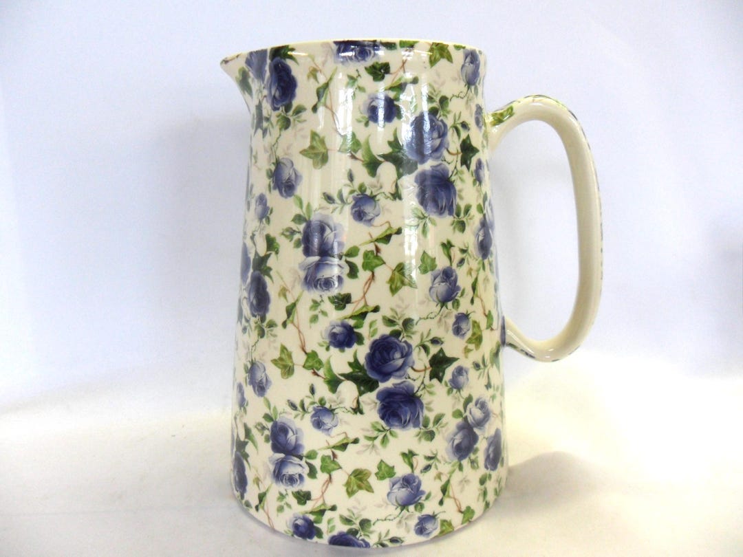 4 Pint Earthenware Jug in Blue Ivy Rose Design by Heron Cross Pottery ...