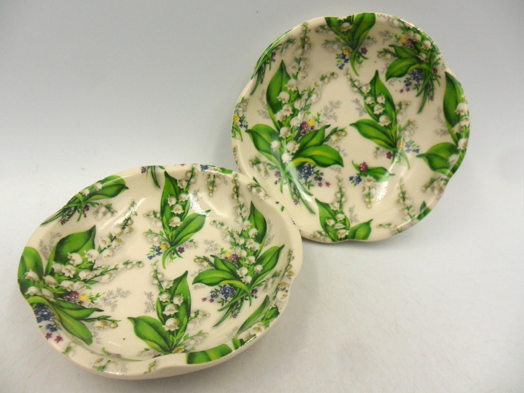 A Pair of Little Petal Dishes in Lily of the Valley Design by Heron ...