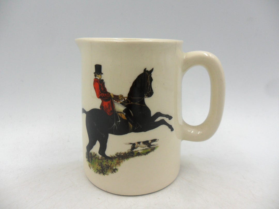 Quarter Pint Earthenware Cream Jug in Hunting Design by Heron Cross ...