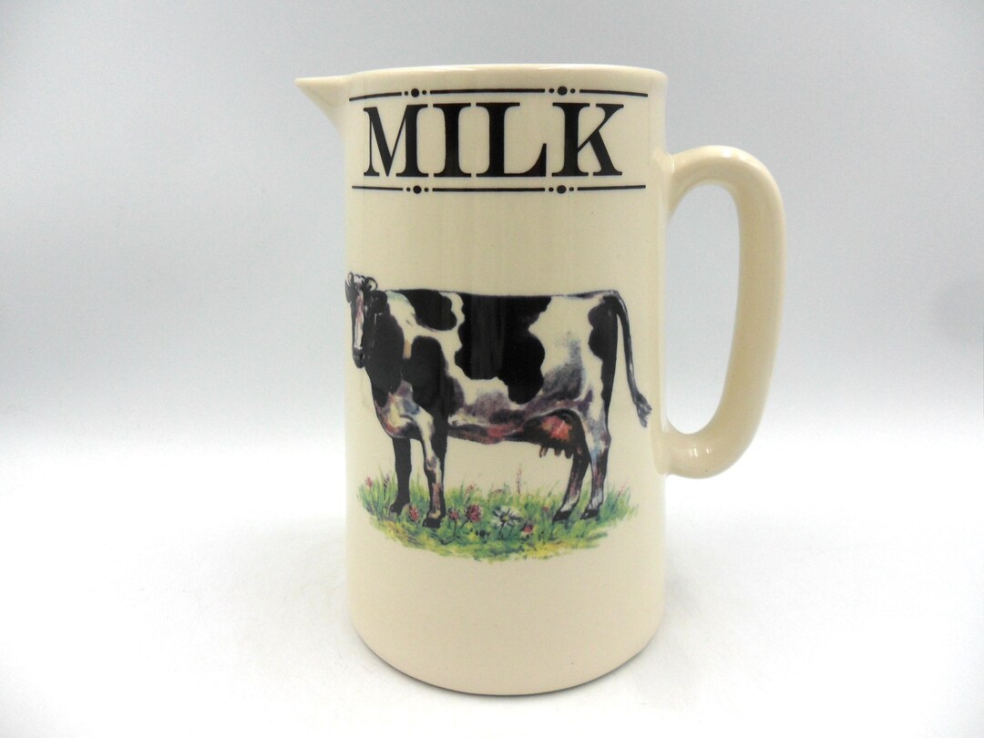 2 Pint Earthenware Jug in Friesian Cow Design by Heron Cross Pottery - Etsy