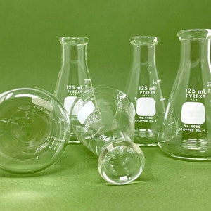 Set of Five 125 Ml Pyrex Conical Flask // Vintage Scientific Laboratory ...