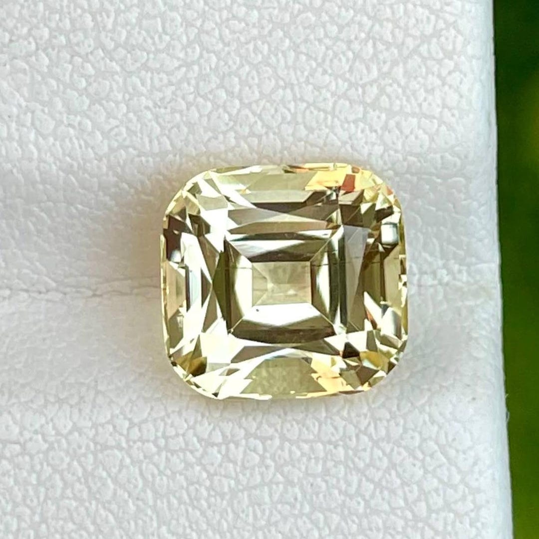 3.90 Carats Light Yellow Scapolite Stone Cushion Cut Tanzanian Gemstone ...