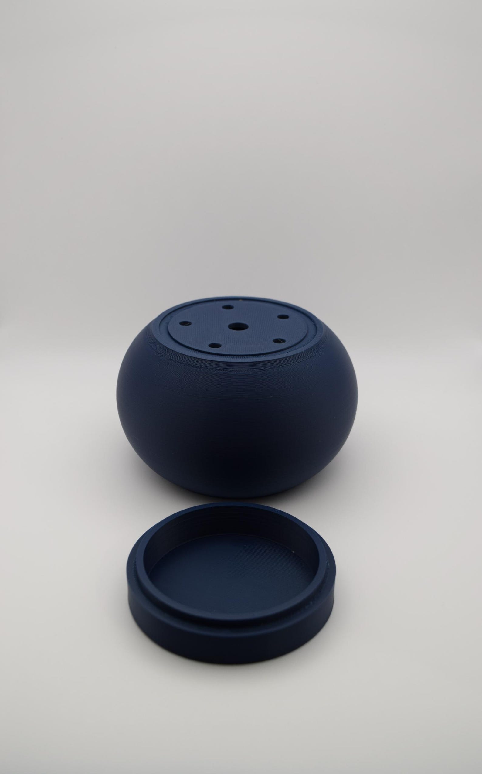 The Rono Simple 3D Printed Planter Pot With Stand & Drainage Tray ...
