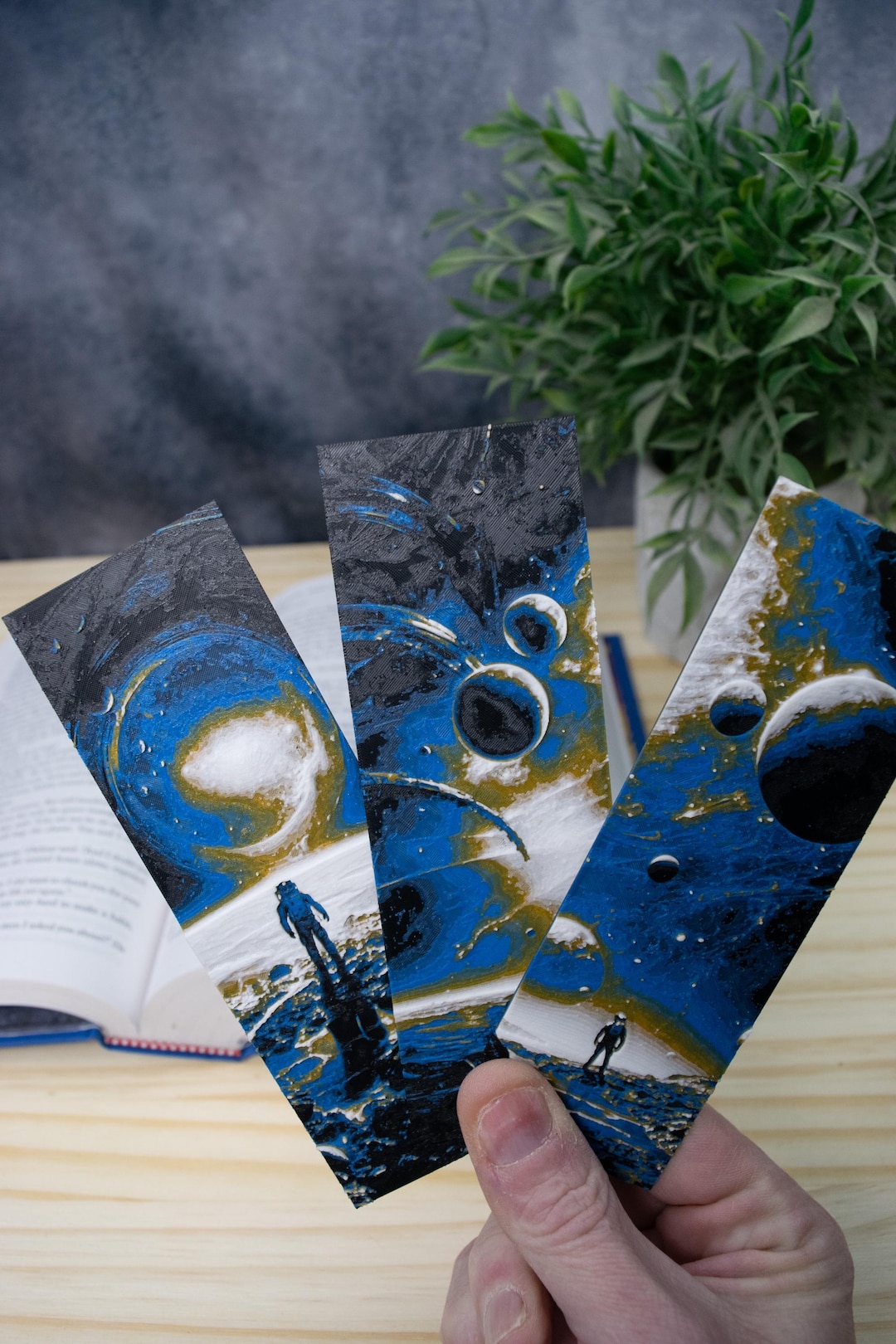 Event Horizon 3d-printed Bookmarks | Sci-fi Textured Bookmark Set ...