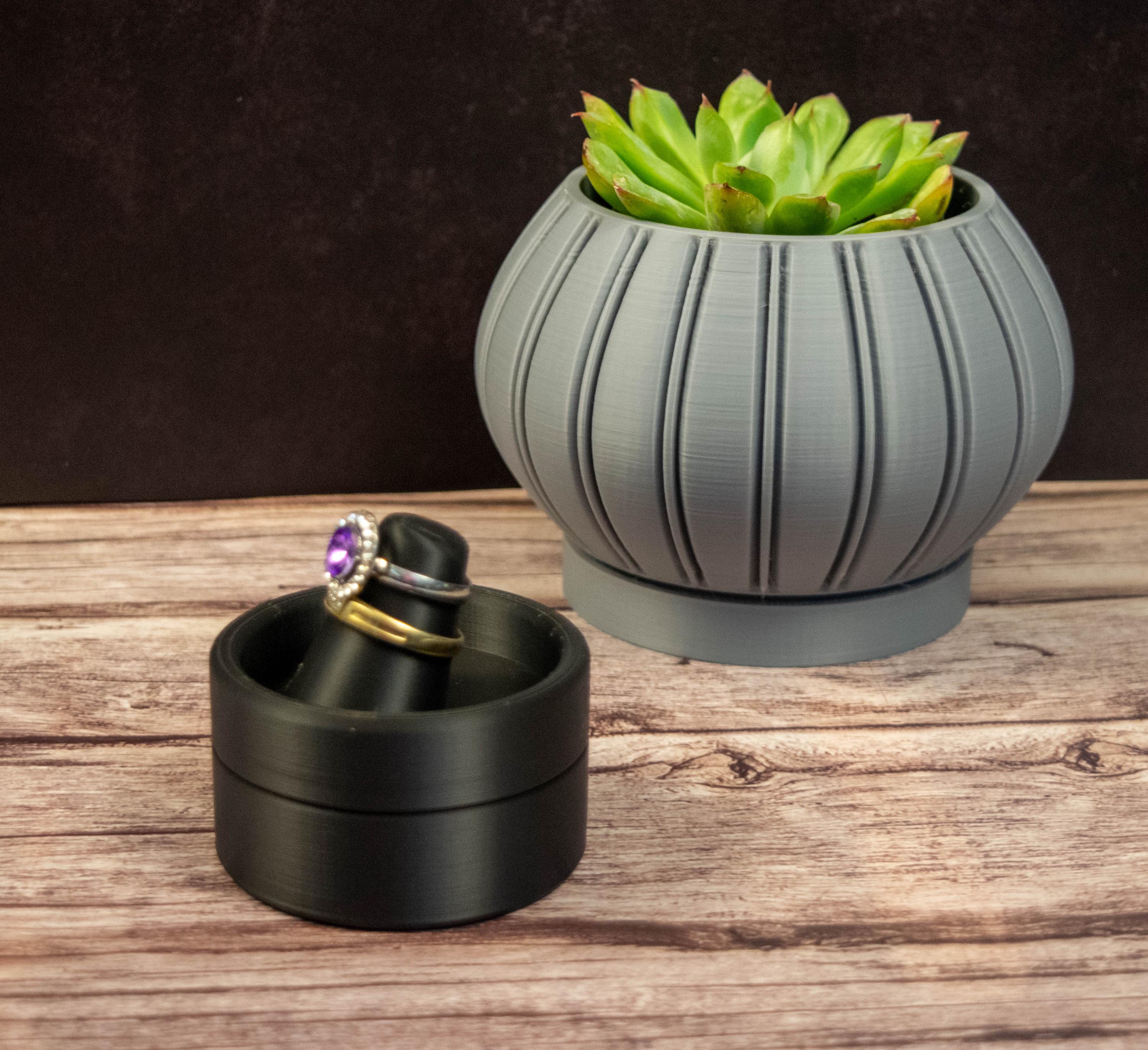 Minimalist 3D Printed Ring Holder – Elegant Jewelry Display Stand for ...