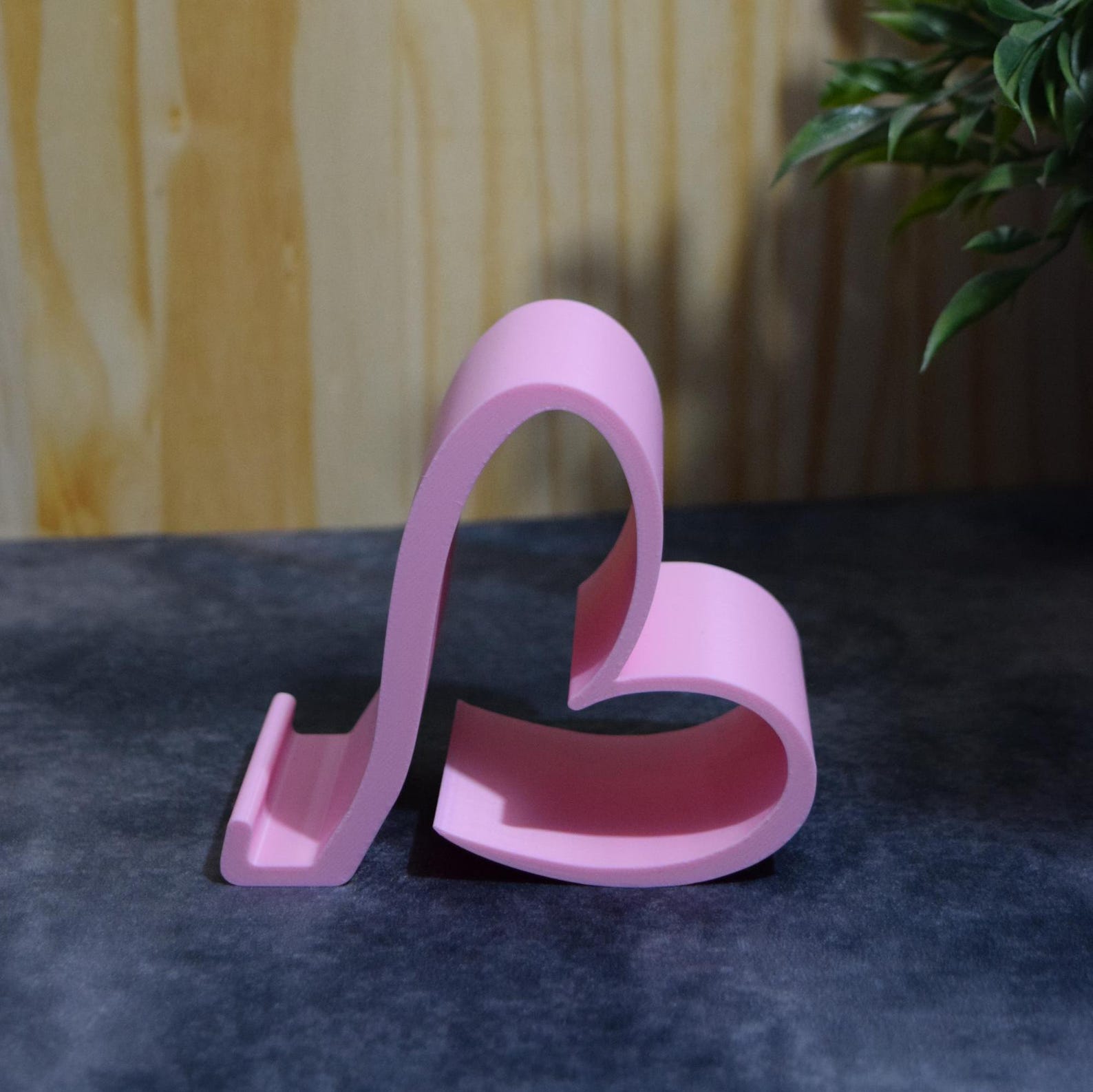 3d-printed Heart Phone Stand: Matte Pink PLA Valentine's Gift - Etsy