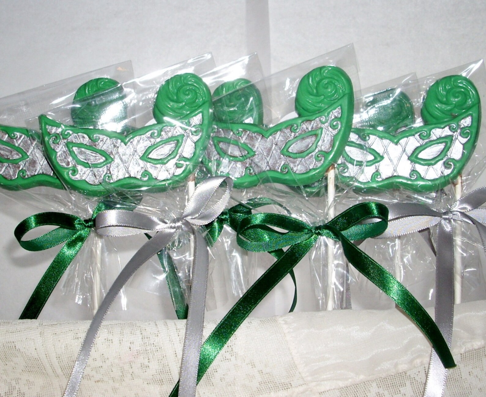 Chocolate Mask With a Feather Lollipops/favors - Etsy