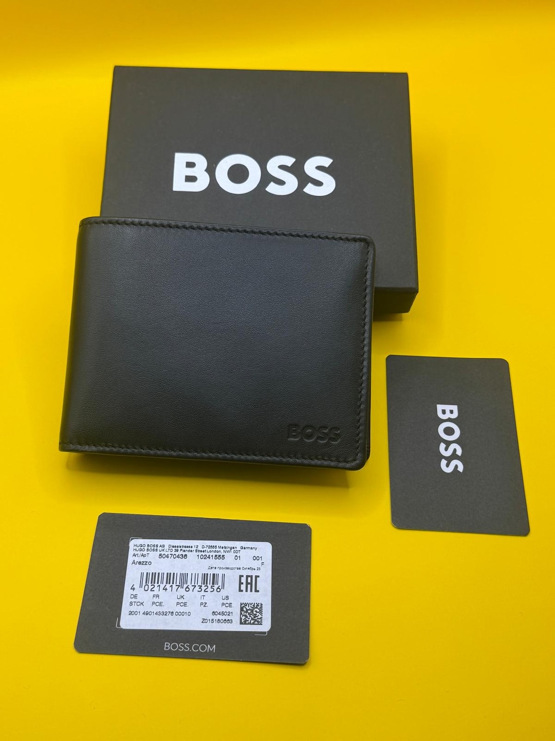 HUGO BOSS AREZZO 50470436 Trifold Men Leather Wallet With Embossed Logo ...